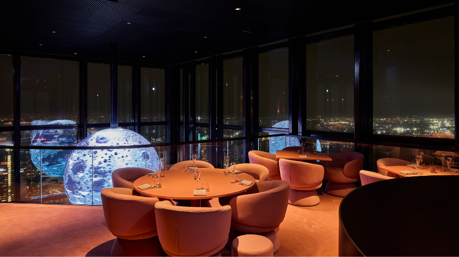 Cocktailbar Celest opent in top van de Zalmhaven in Rotterdam